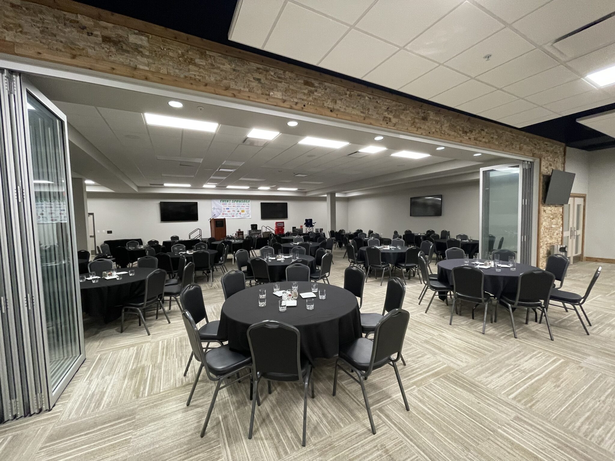 The Venue – Venues on South Locust